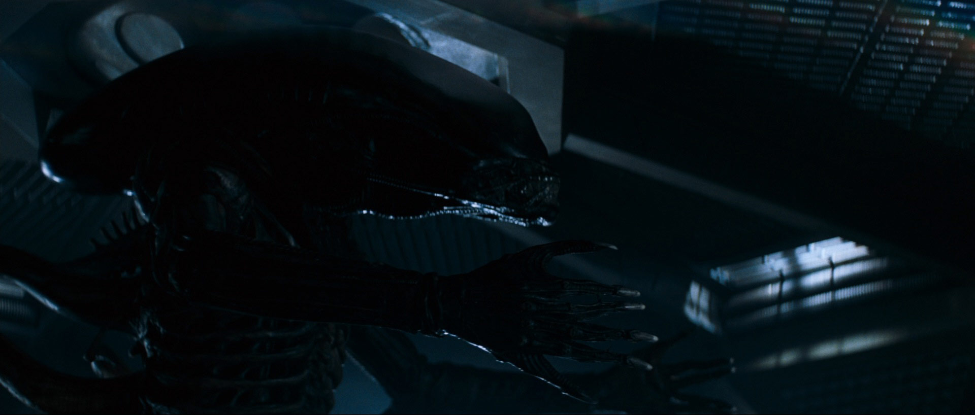 The Beautiful Film Frames: Alien (1979) Blu-Ray Screenshots