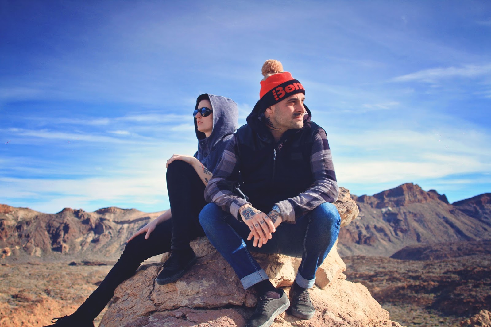 HiSTéRiCaS GrabacioneS: The Warriors & Bimba Bosé - Sugar Tits (2013 ...