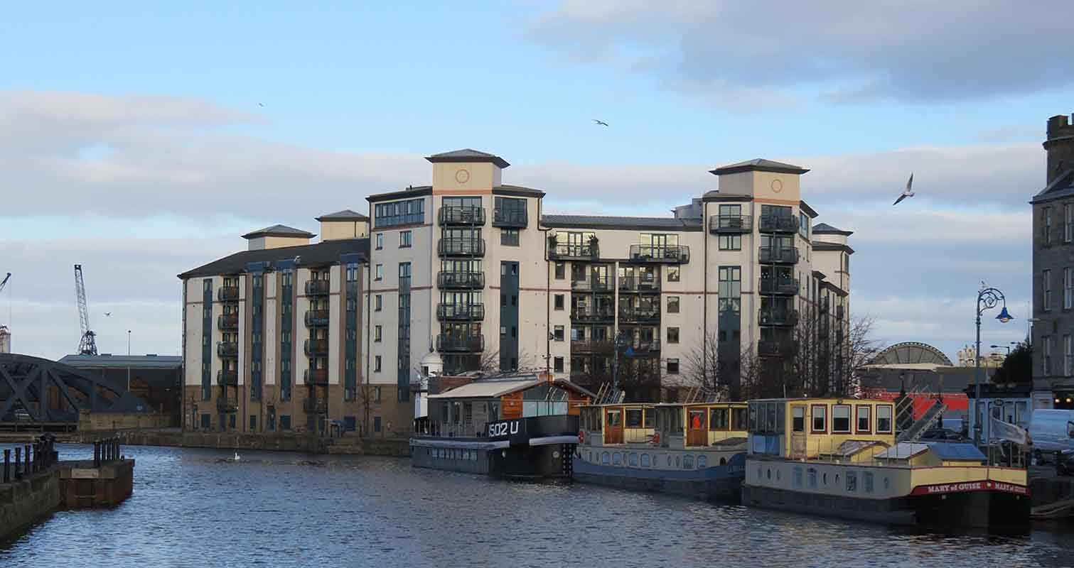 Alex and Bob`s Blue Sky Scotland: Port of Leith. Ships. Monuments. History.