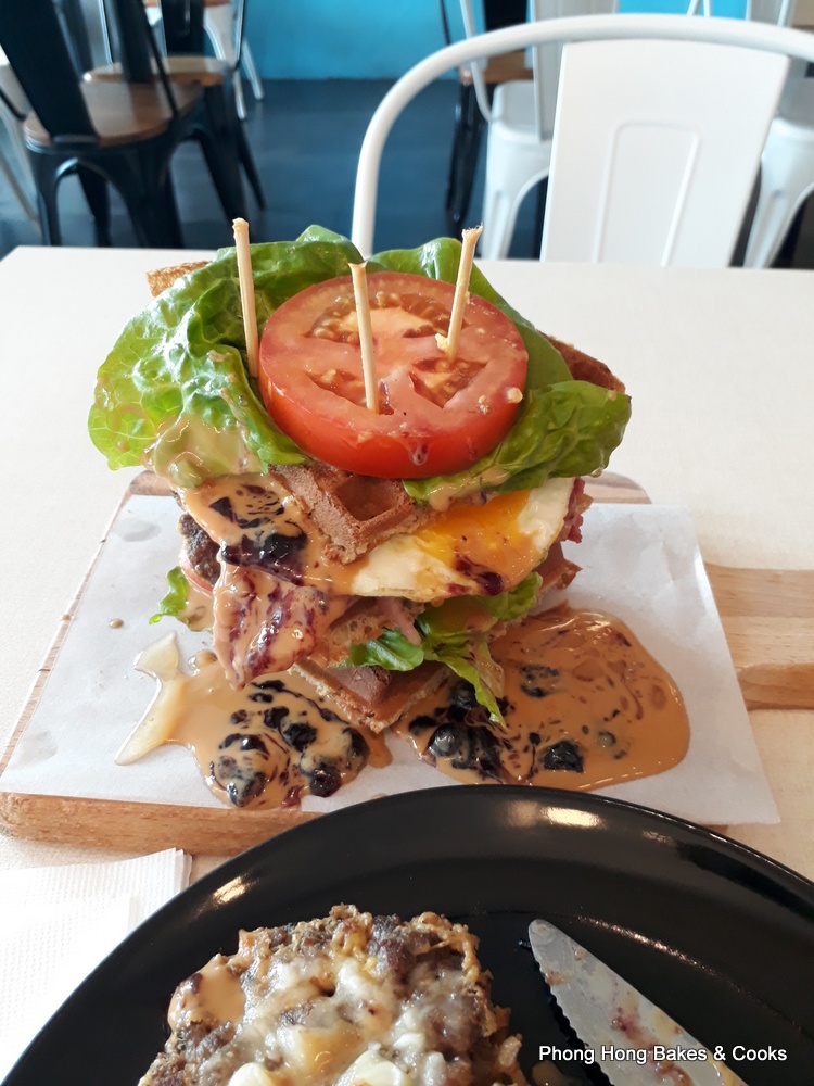 PH the Malaysian Carnivore: Curiosity Kills The Cat : Beef Burger with ...