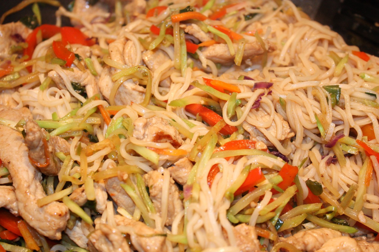 pass the peas, please: pork and egg lo mein