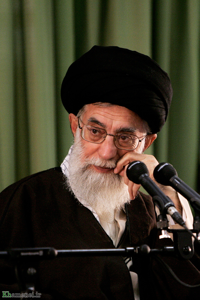 Laskar Imam Zaman: Memuliakan Rahbar = Memuliakan Imam Zaman Afs