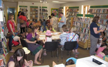 Clare County Library Blog: Brian Boru Art competition and puppet show ...