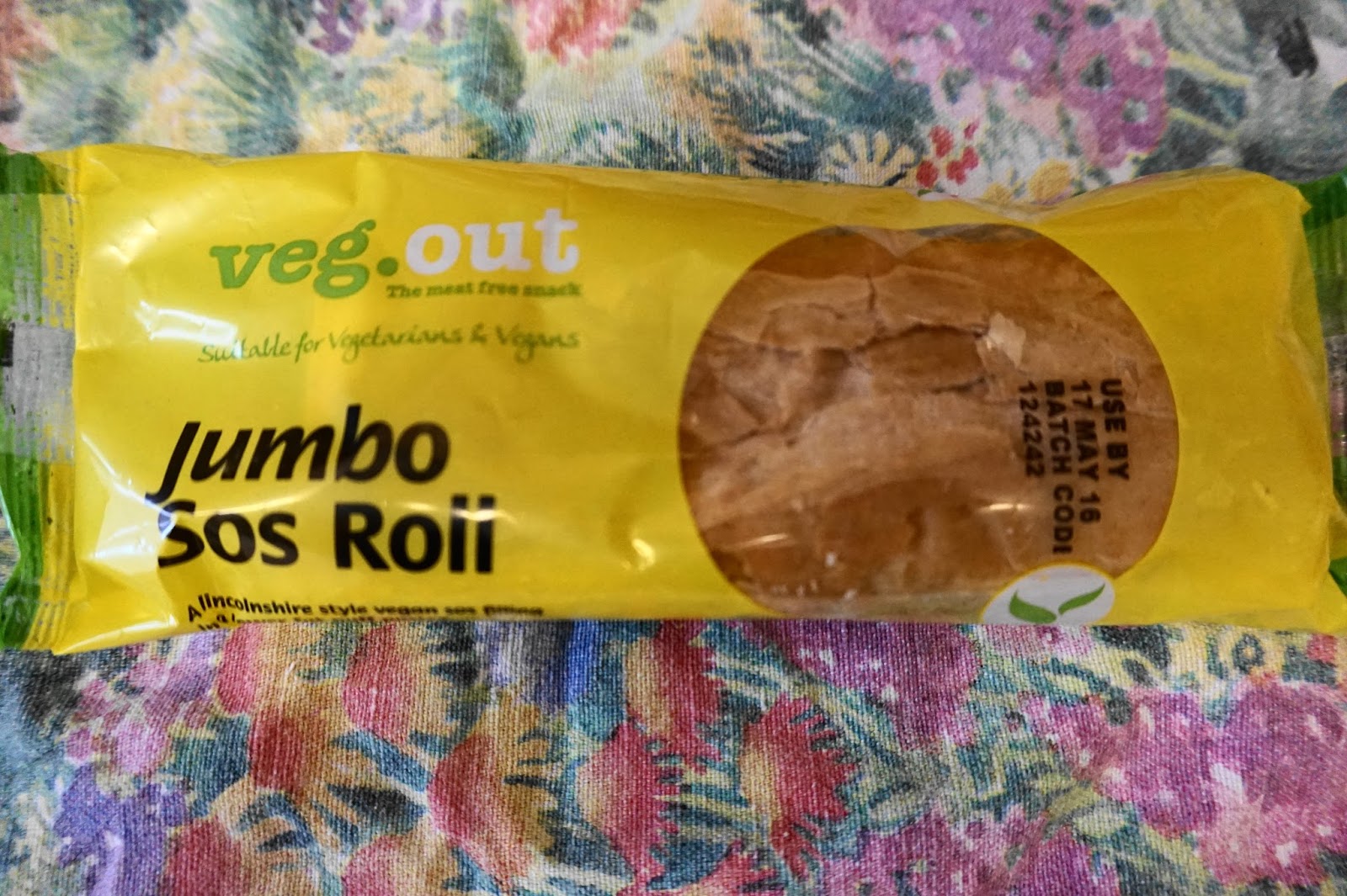 Veg Out : Veg Out Jumbo Sos Roll