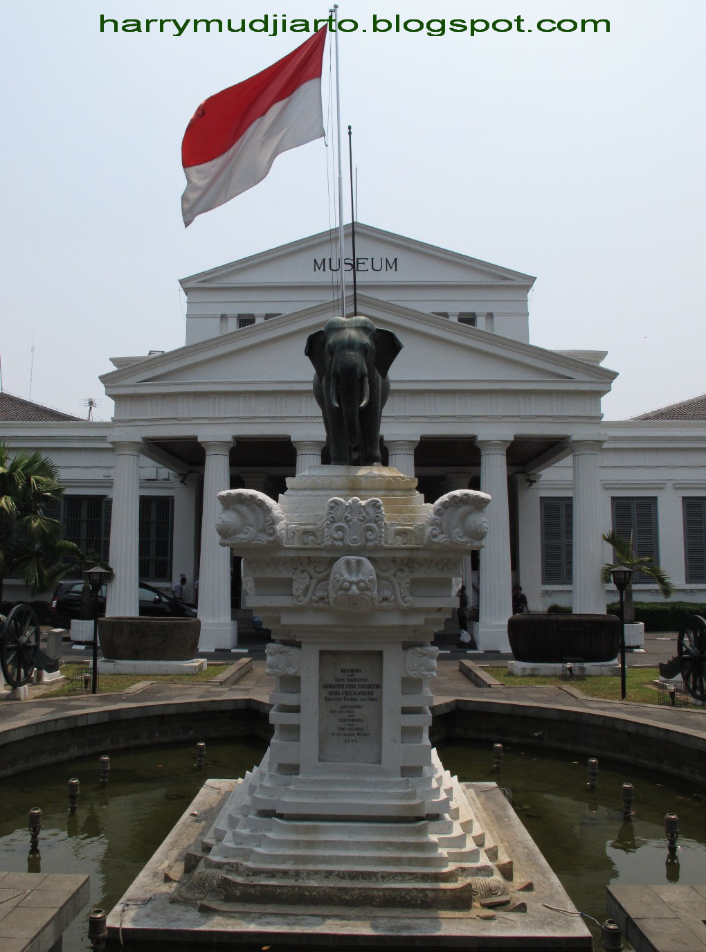 little moment like this: National Museum aka Museum Gajah - Jakarta ...