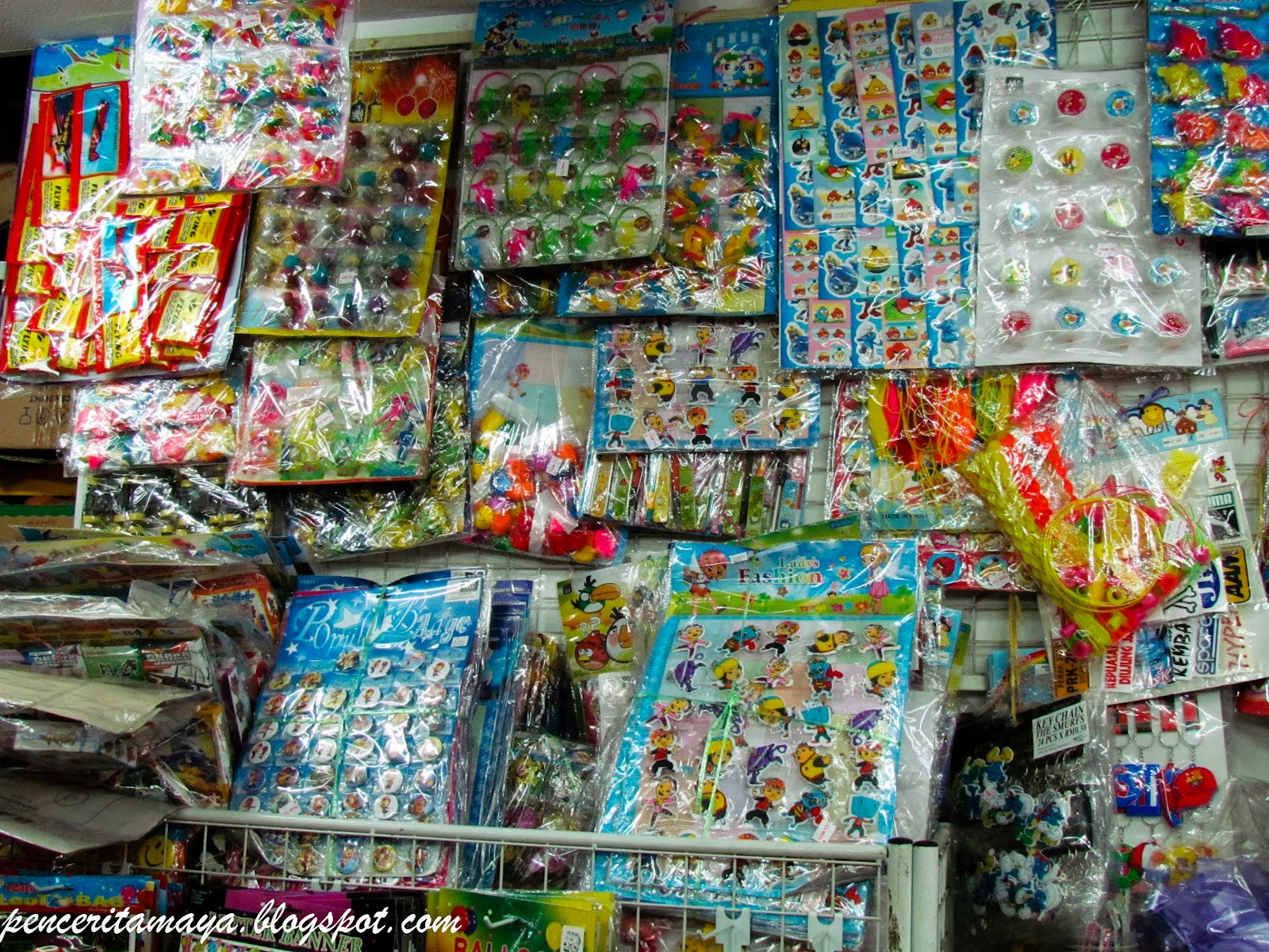 Hilang Ditelan Zaman: Permainan Tikam-tikam