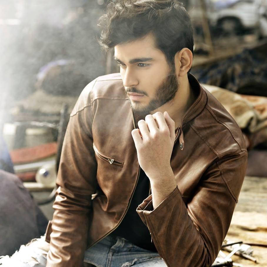 Man Central Sumit Singh In Casual Wear man-central-sumit-singh-in-casual-wear