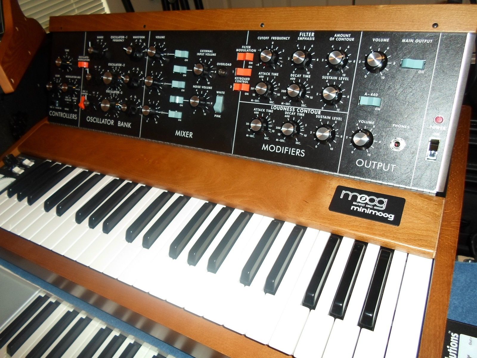 MATRIXSYNTH: Moog Minimoog D Keyboard Synthesizer
