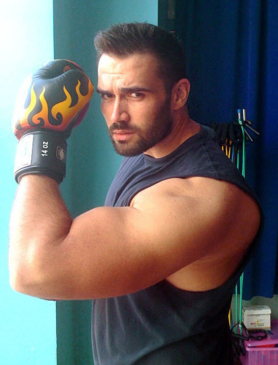 LA PERFECTION FAITE HOMME