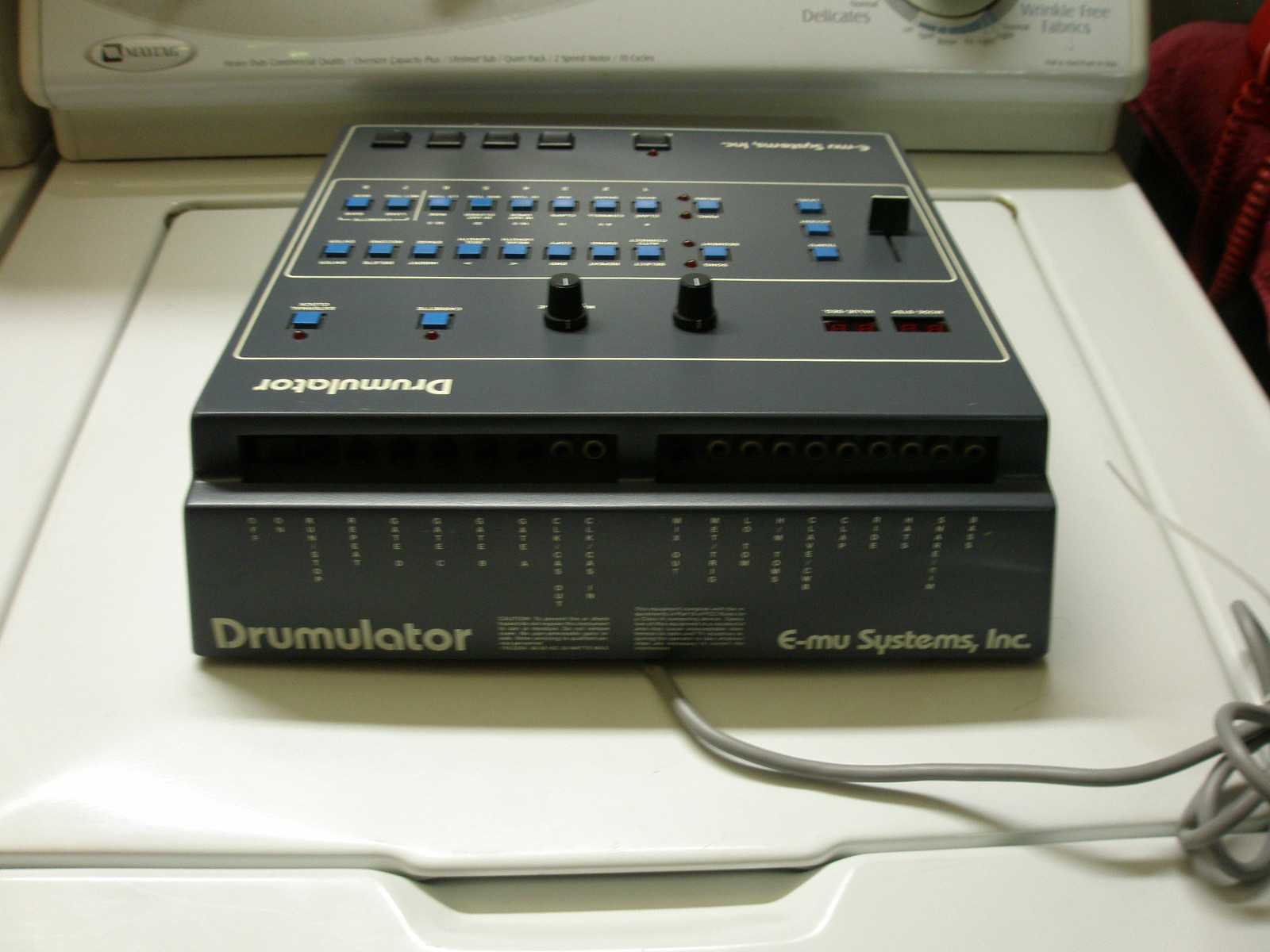 MATRIXSYNTH: Vintage E-Mu Drumulator Model 7000