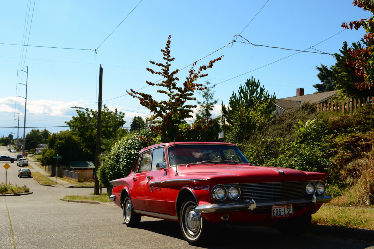OLD PARKED CARS.: 1961 Dodge Lancer 770.