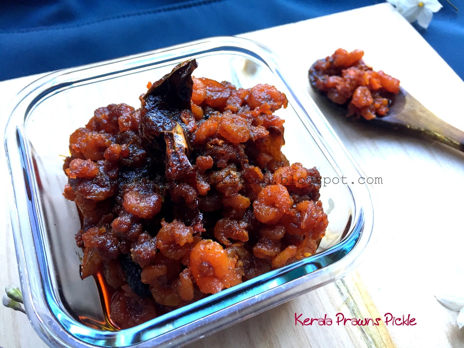 My Experiments With Food: Mummy's Kerala Prawns Pickle