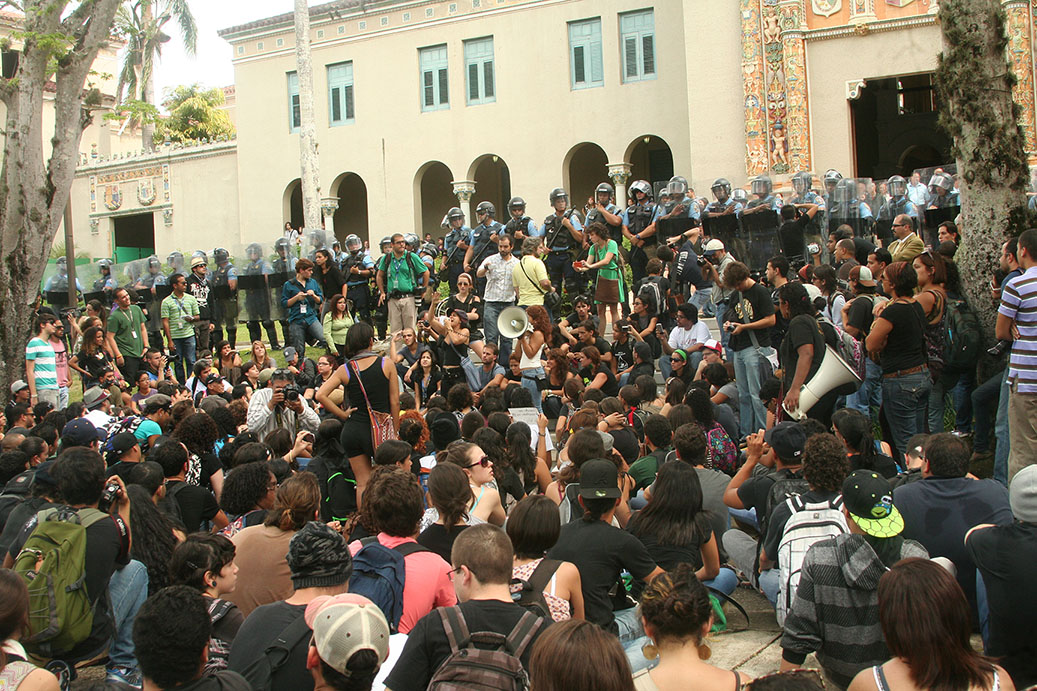 Modern School: Large Student Protests, Police Violence, Continue in ...