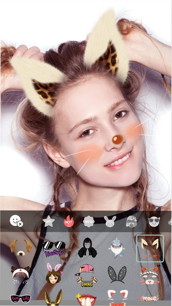 HAWK Internet lanzó Candy Selfie Camera en Argentina - MALALAMAGNA