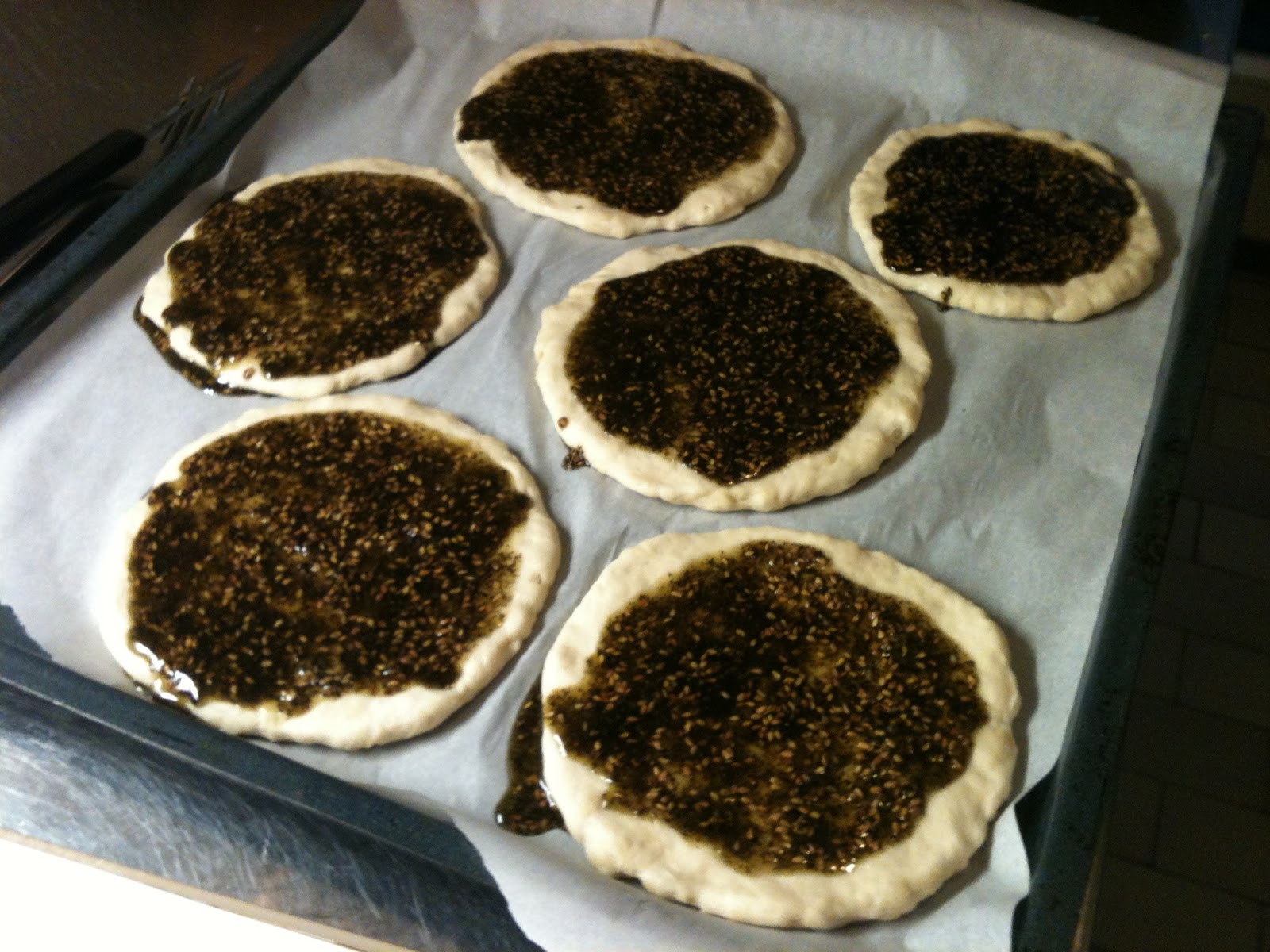 Laura's Gourmandises: A Lebanese Manouché for breakfast