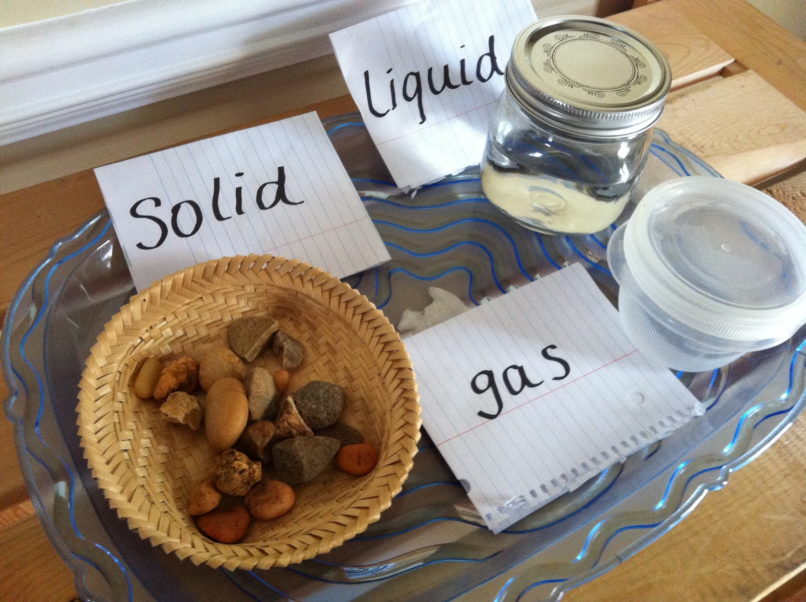 Our Montessori Homeschool: Introduction to The 3 States of The Matter.