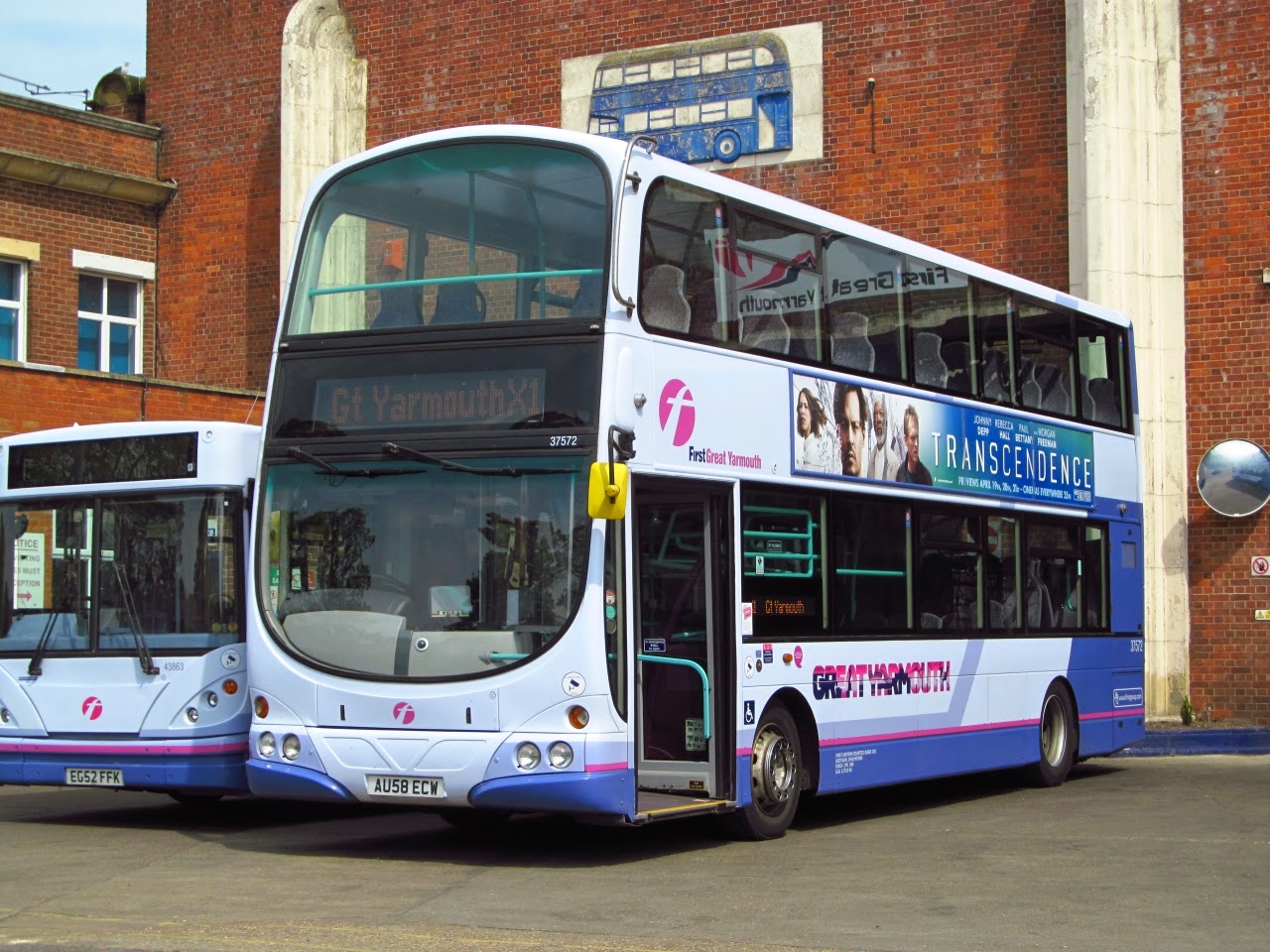 East Norfolk (and East Suffolk!) Bus Blog: June 2014