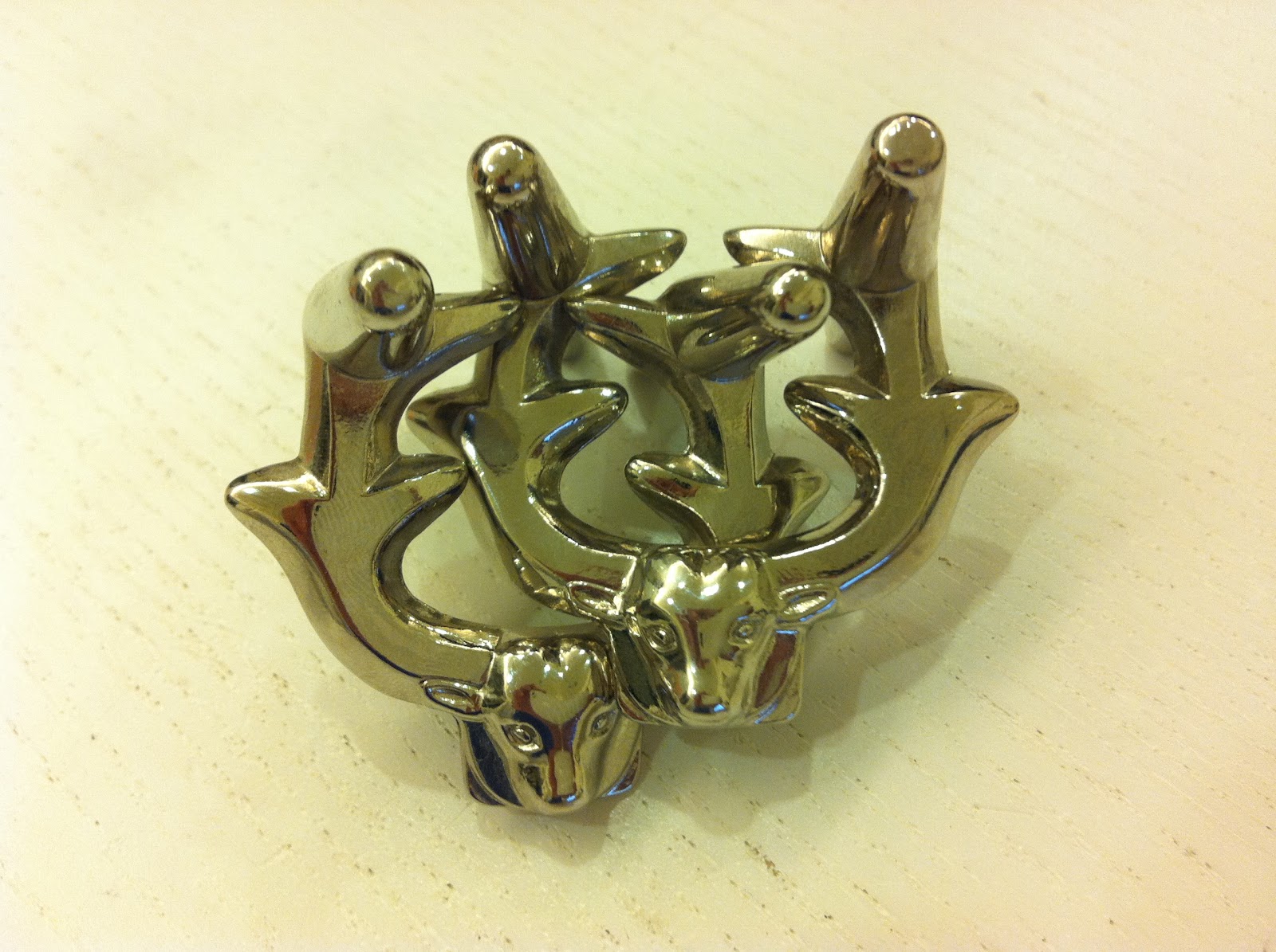 Puzzle Explorer: Hanayama Cast Puzzle: Cast Elk