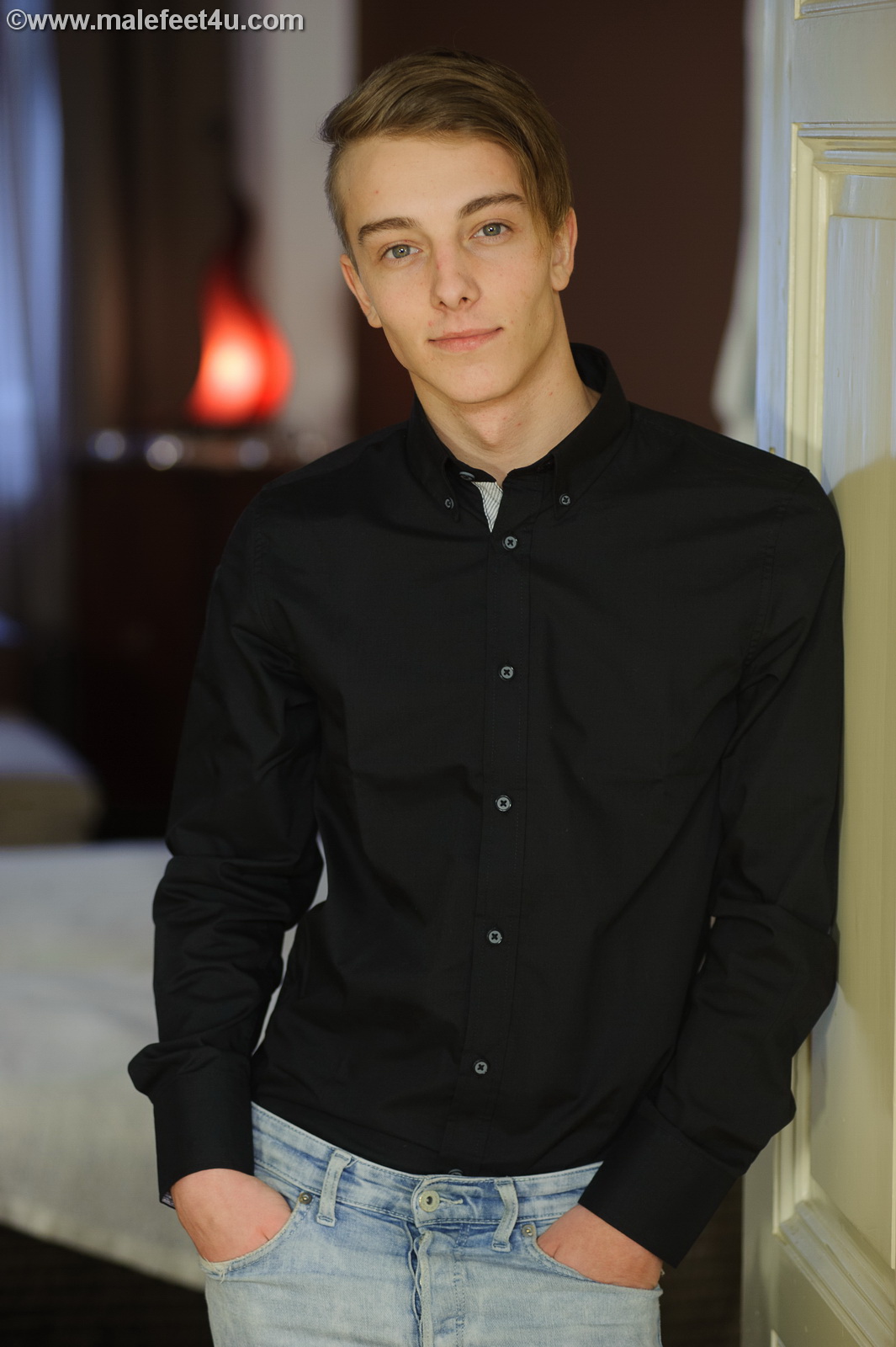 MaleFeet4U: Candid - Mirek Madl - set 2