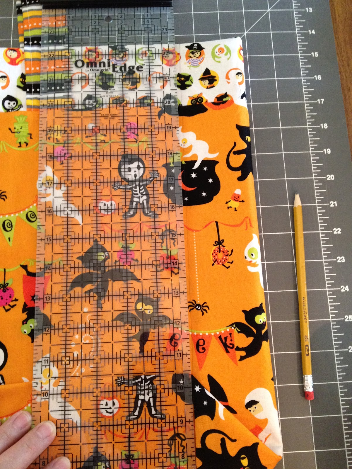Fabric Mill: Trick or Treat Bag Tutorial