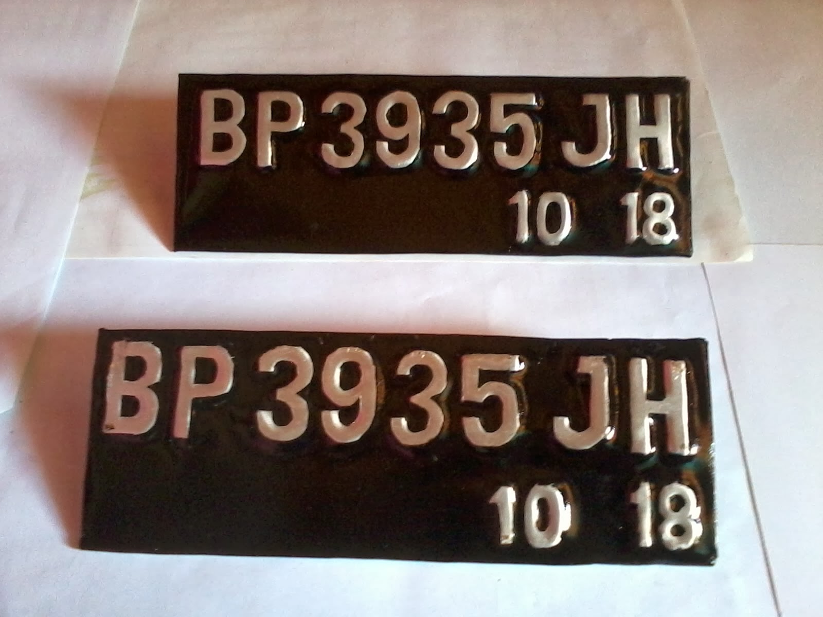 JASA SAMPINGAN: Alasan Awal buat Plat Motor Dan Mobil