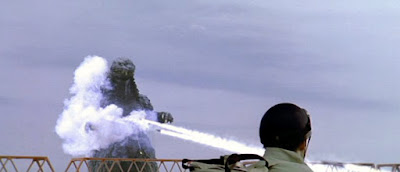 13: GODZILLA 2000 / Toho Pictures - 1999