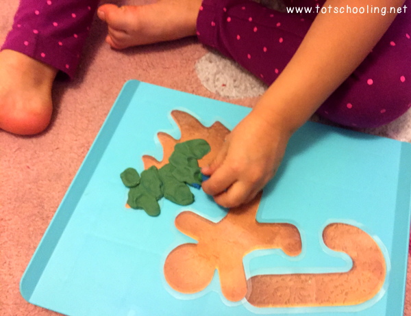 The Gingerbread Man Pretend Play Printable Activity | Totschooling ...