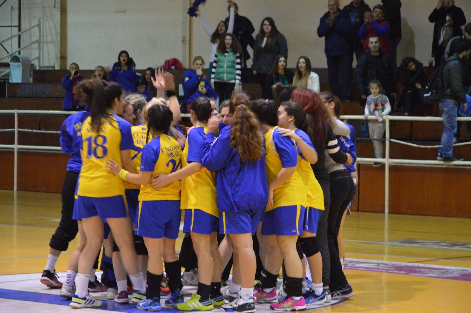 handballaki: Α2 ΓΥΝΑΙΚΩΝ: ΝΙΚΗ ΤΟΥ ΑΡΗ ΝΙΚΑΙΑΣ