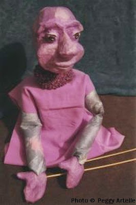 Peggy Artelle's Puppet Blog