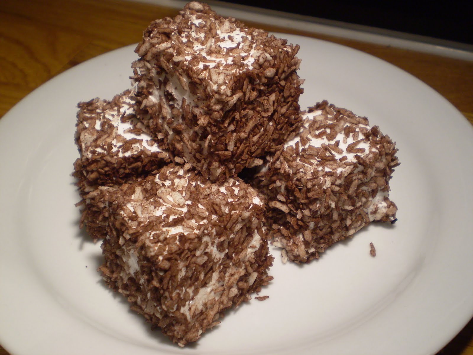 Mat, bak och allt som hör till kök: Skummiga kokosbollar