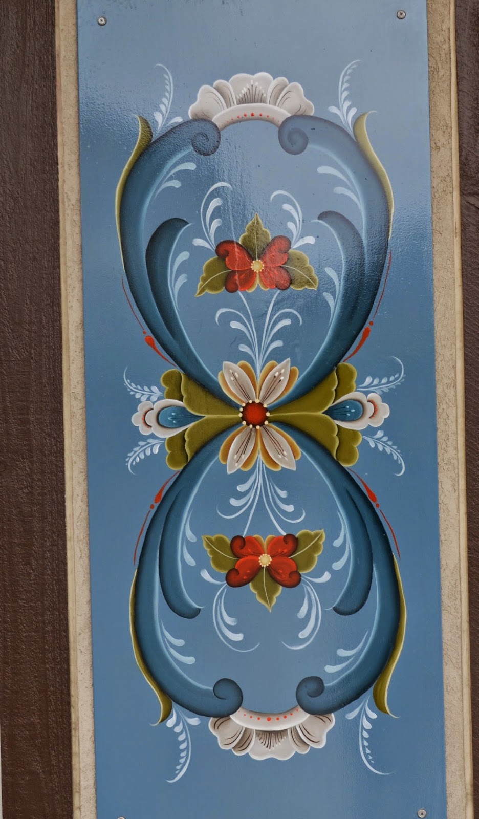 Run 'n Stitch: Rosemaling