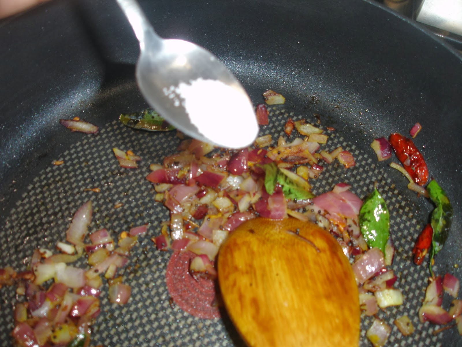 VineelaSiva: Potals Pakodi Curry