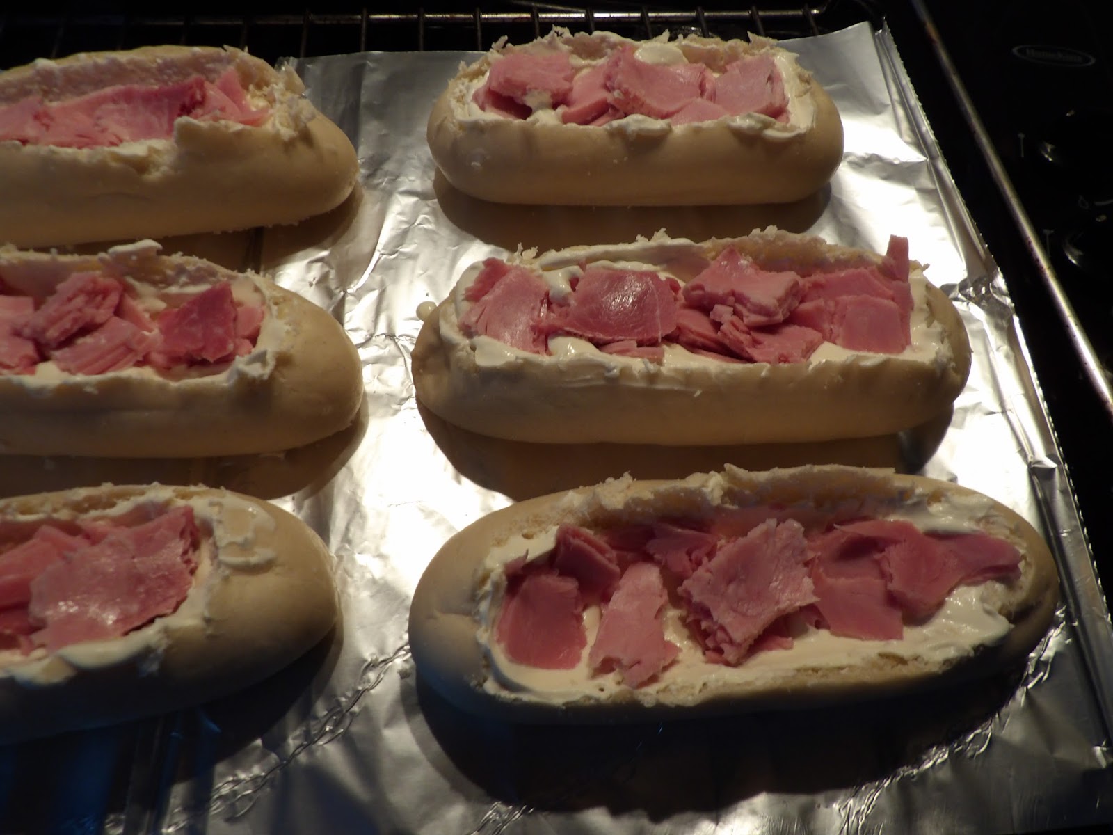 CuisinezcommeCéline: Pains Garnis Jambon Fromage