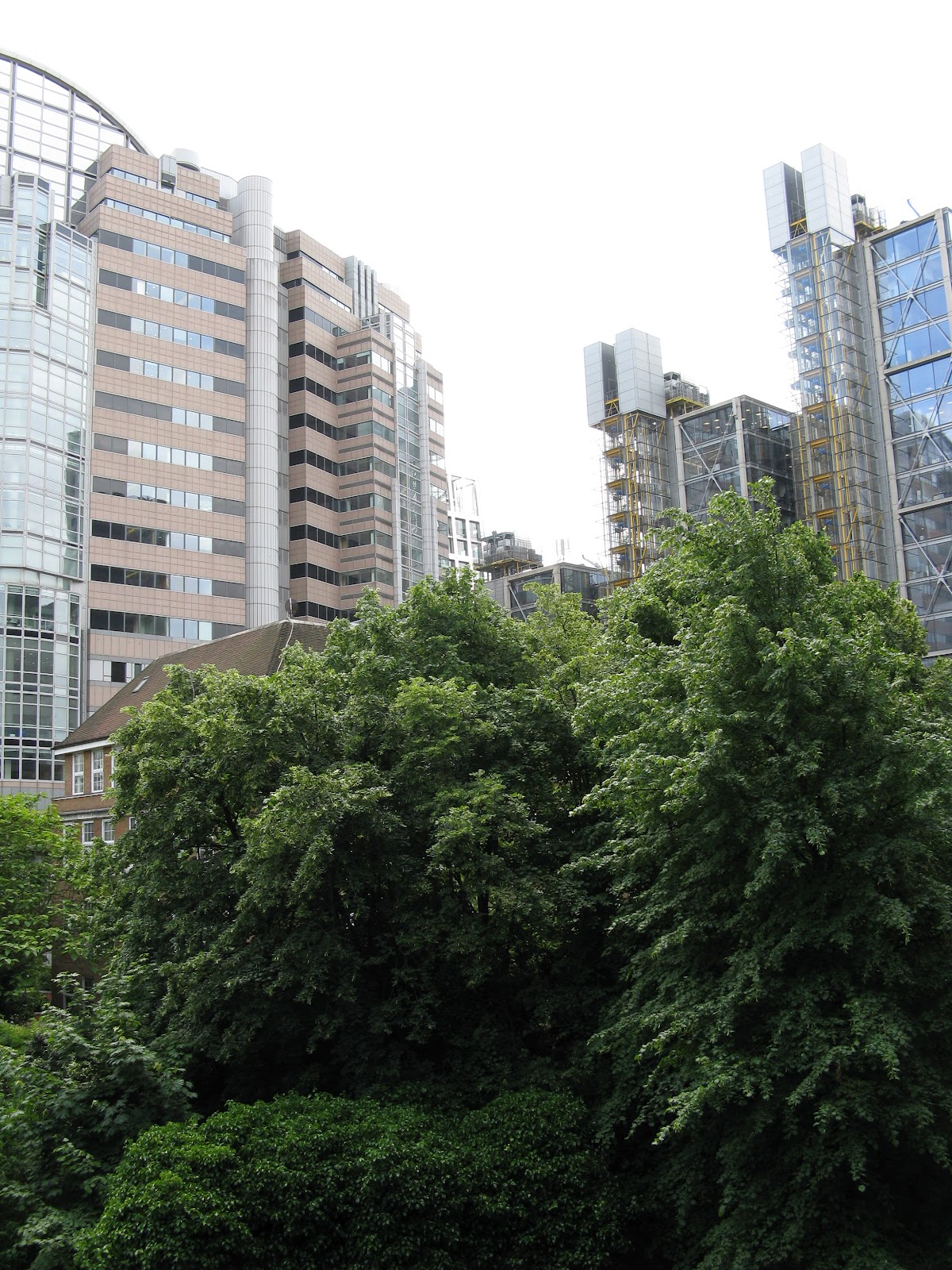 Dottie.Dollie: Barbican High Walk