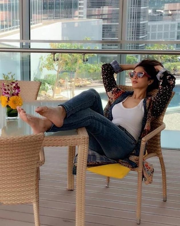 Vaani Kapoor Latest Hot Bikini Stills