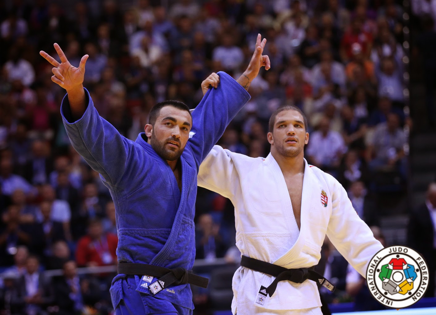 Ενημέρωση Πελοποννήσου: Επιστρέφει σήμερα το βράδυ ο Ηλίας Ηλιάδης που ...