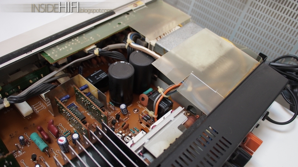 Inside Hi-Fi: Technics SU-Z65 (SU-Z65-EI)