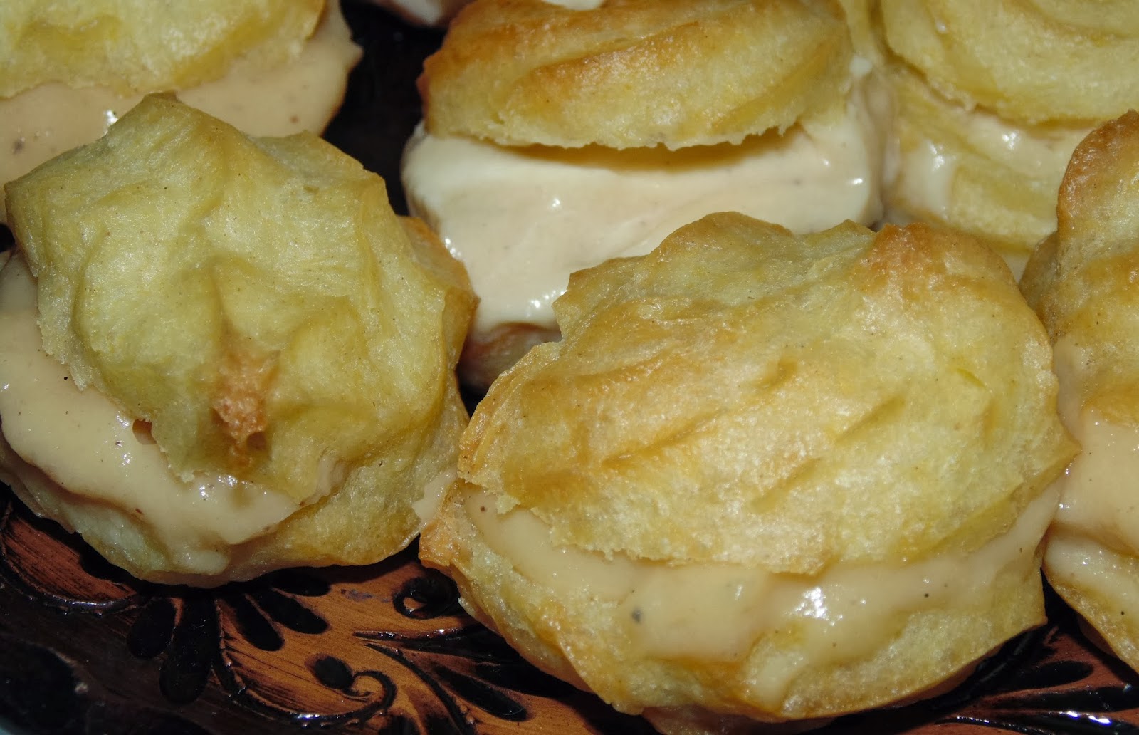 Salted butter and caramel profiteroles - recipe (including photos ...