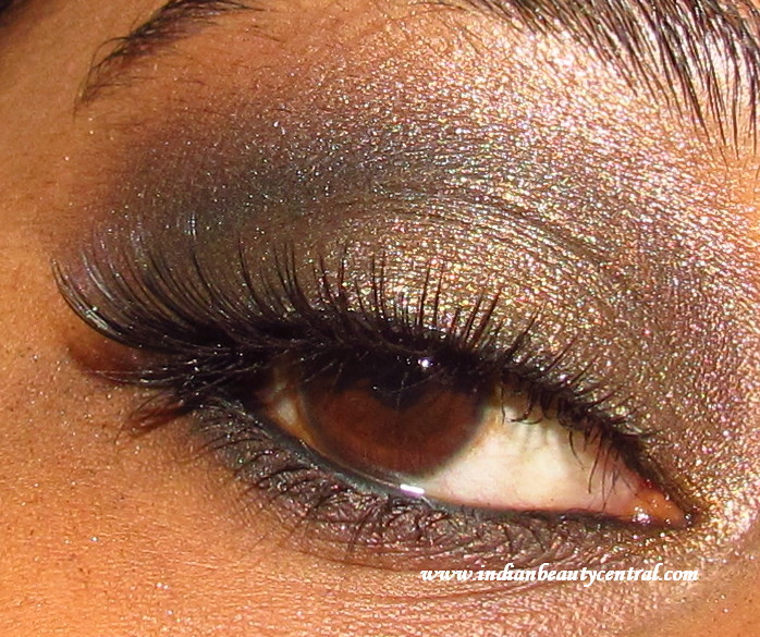 Indian Beauty Central: Dirty Martini Smokey green gold Eye makeup look