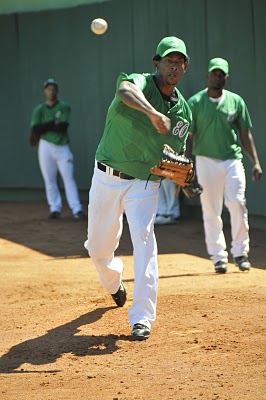 LO QUE PASO HOY: Jerry Gil dice soñaba con jugar para Estrellas