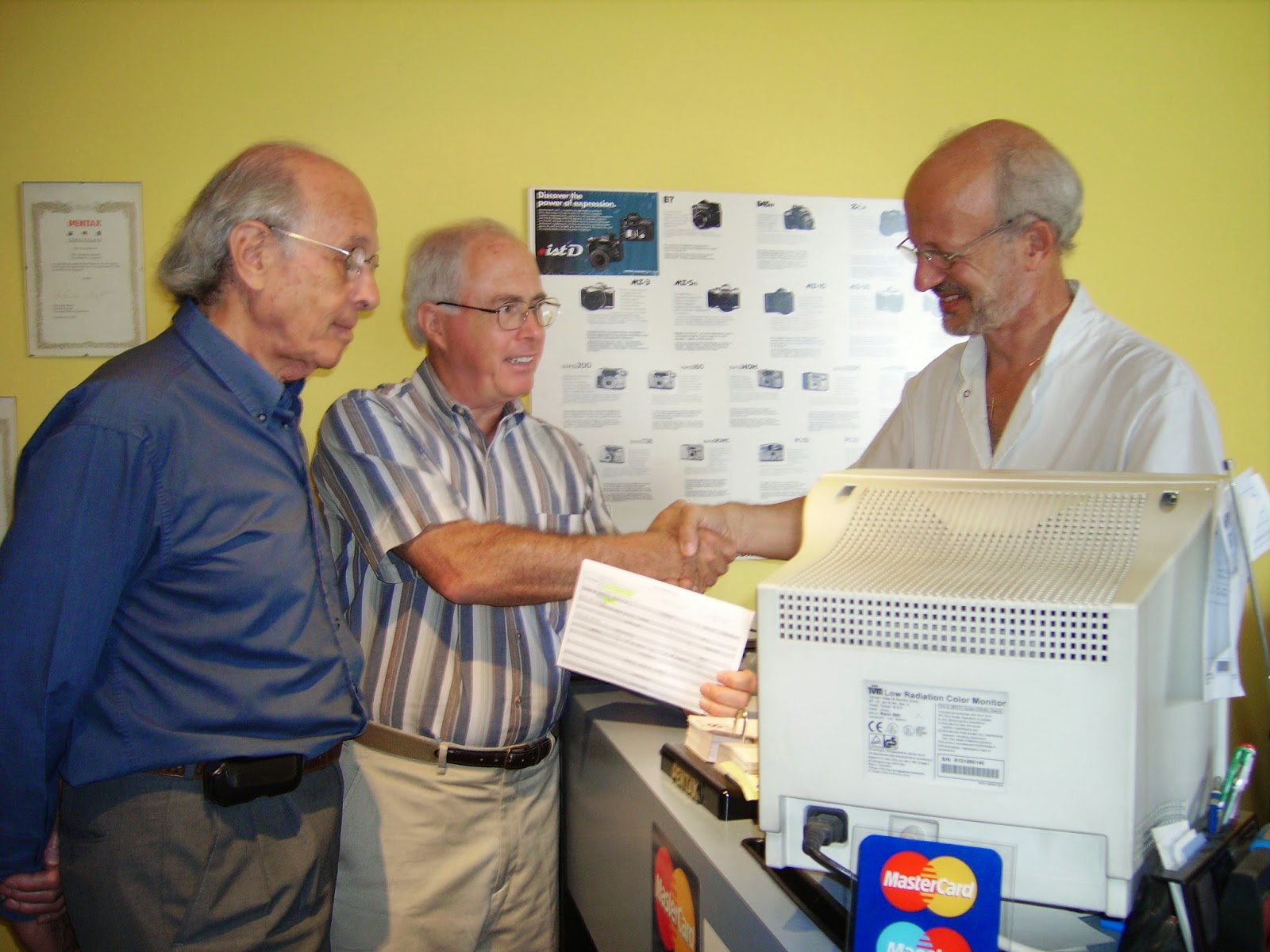 Sandra Scott's Travel Columns: Check out Global Greeters for a free tour