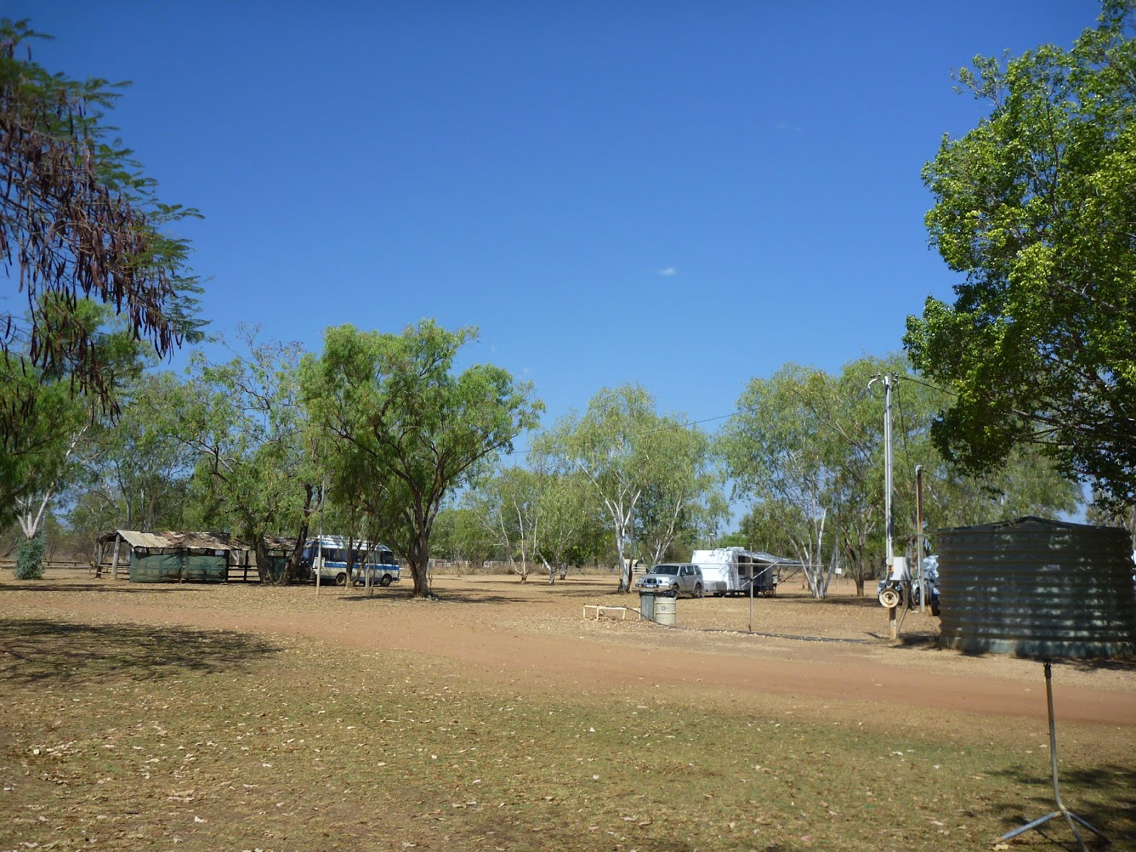 Just Keep on travelling: Daly Water Pub, Northern Territory