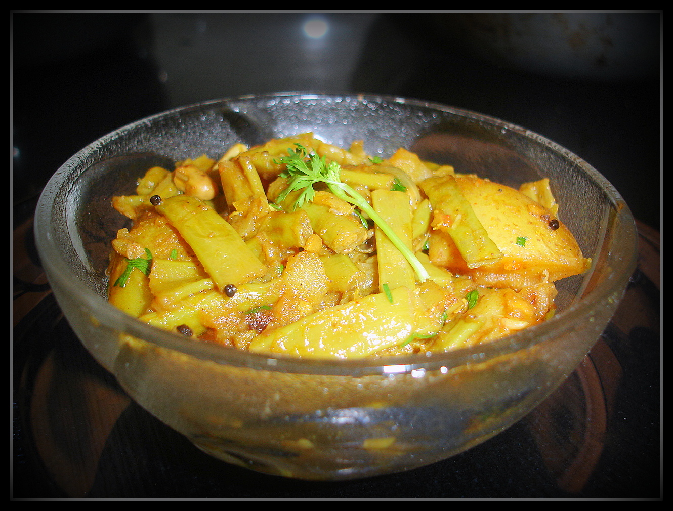 Bihar ki rasoi se: Bodi aur alu ki sabji (long beans n potato curry)