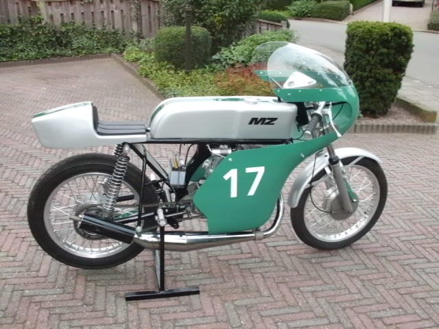MOTORCYCLE 74: MZ racer 1972