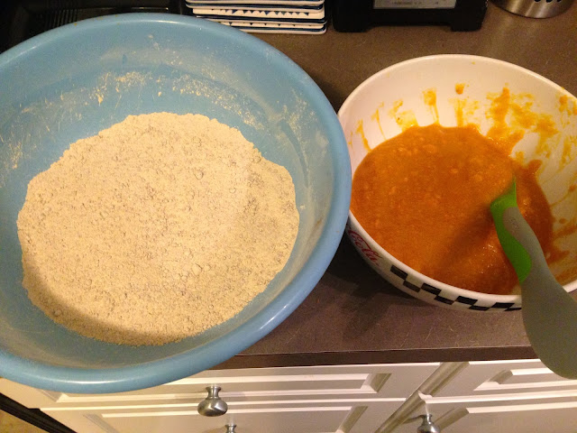 The Vegan Hucklebuck: Vegan Pumpkin Bread