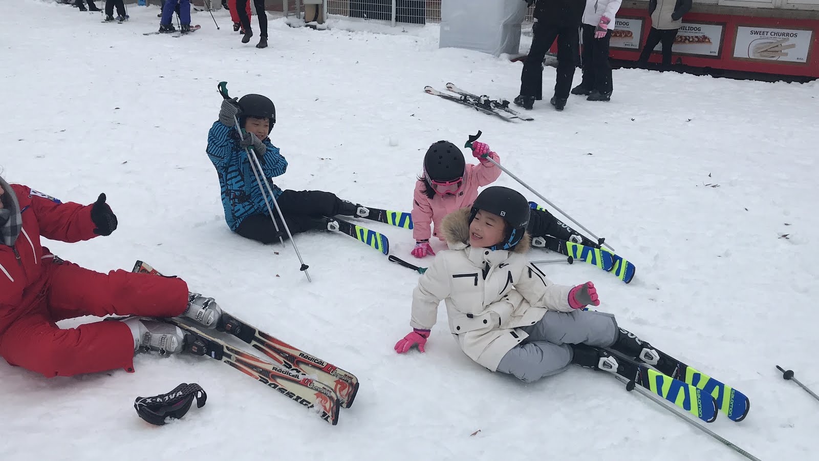 Enjoy Ski In Korea: Kid ski lesson in Korea with JSKI