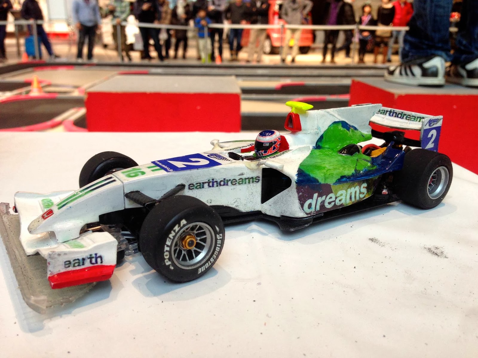 KYOSHOSAN: More Pictures from Mini-Z Cup Finals in Japan