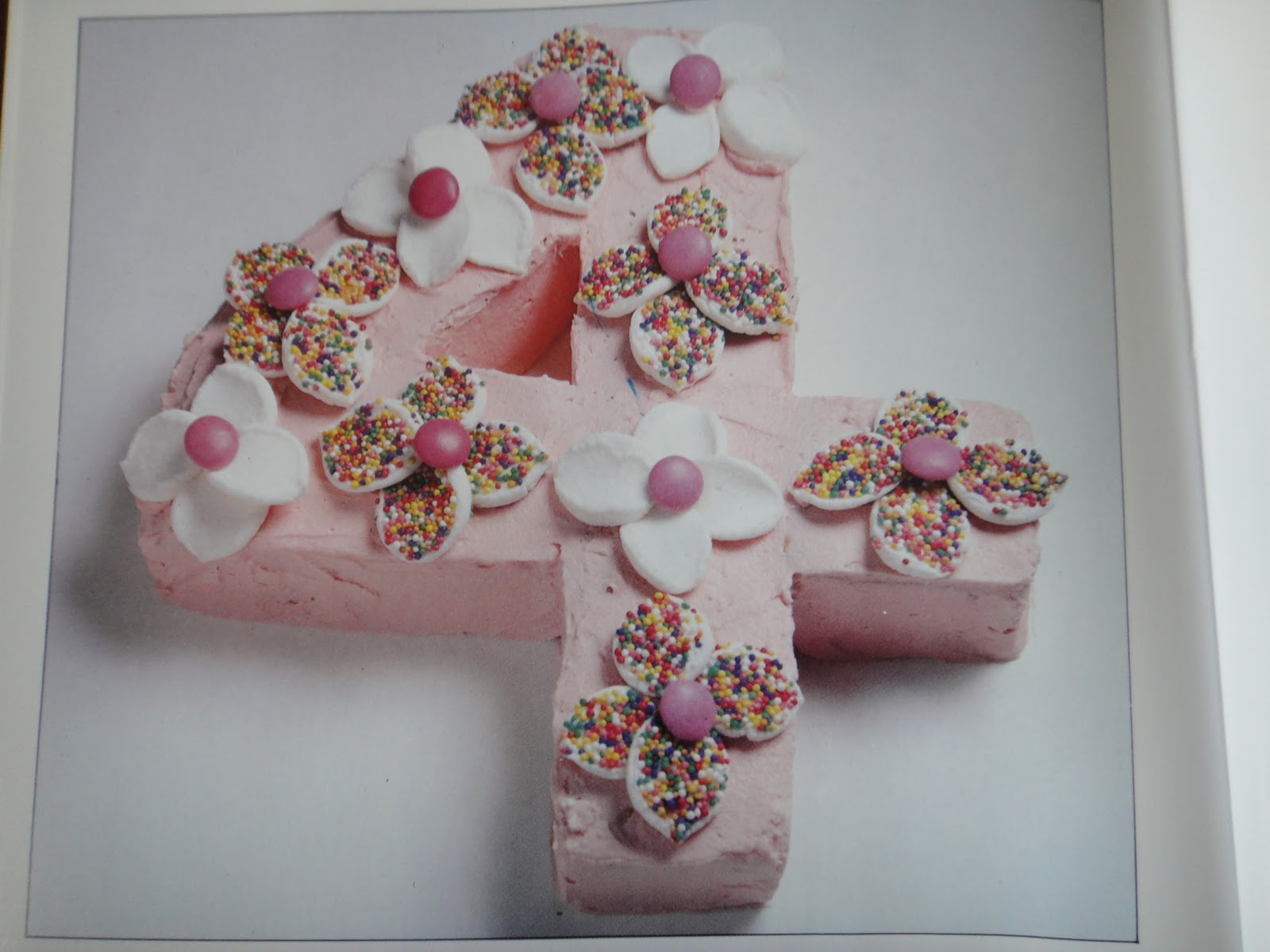 Food for Thee: Womans Weekly Children's Birthday Cake Book