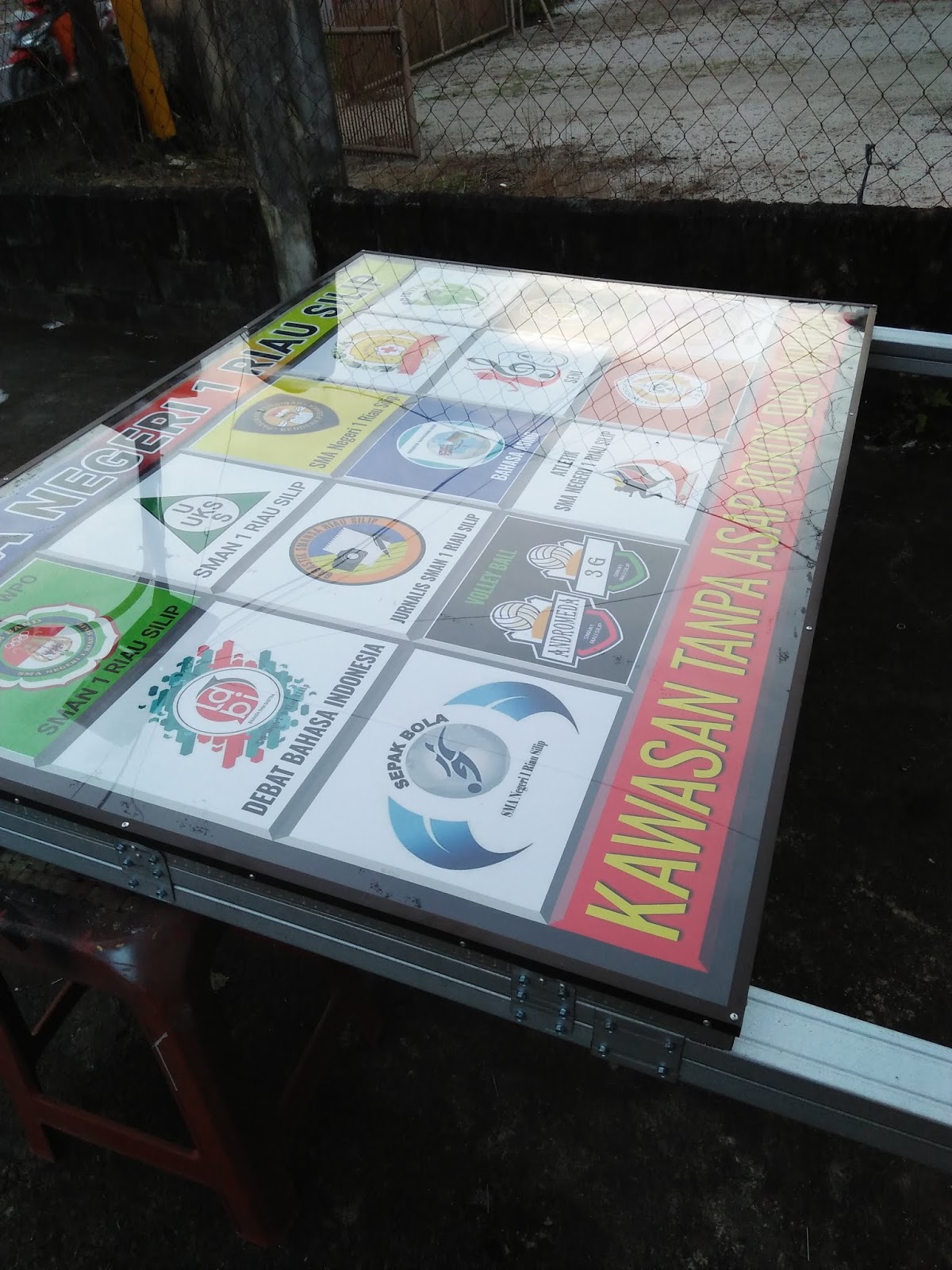 PLANG NAMA INSTANSI SEKOLAH - KIREINA MEDIA