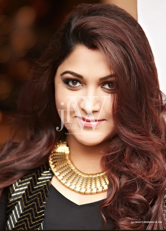 kushboo most beautiful hot JFW magazine photoshoot stills ~ world ...